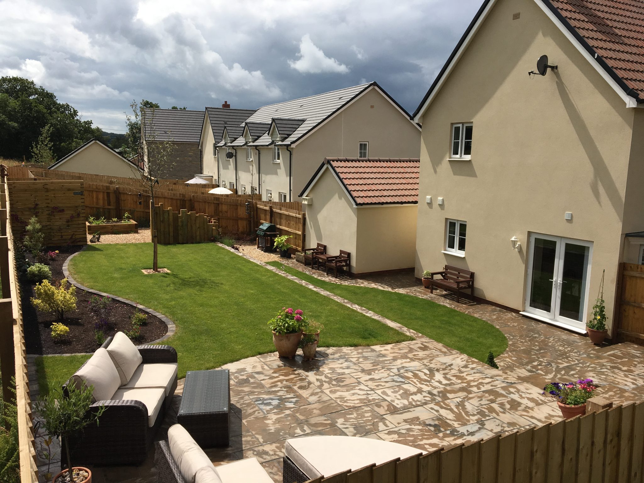 Urban Earth - Leading landscape gardening and design | East Devon ...